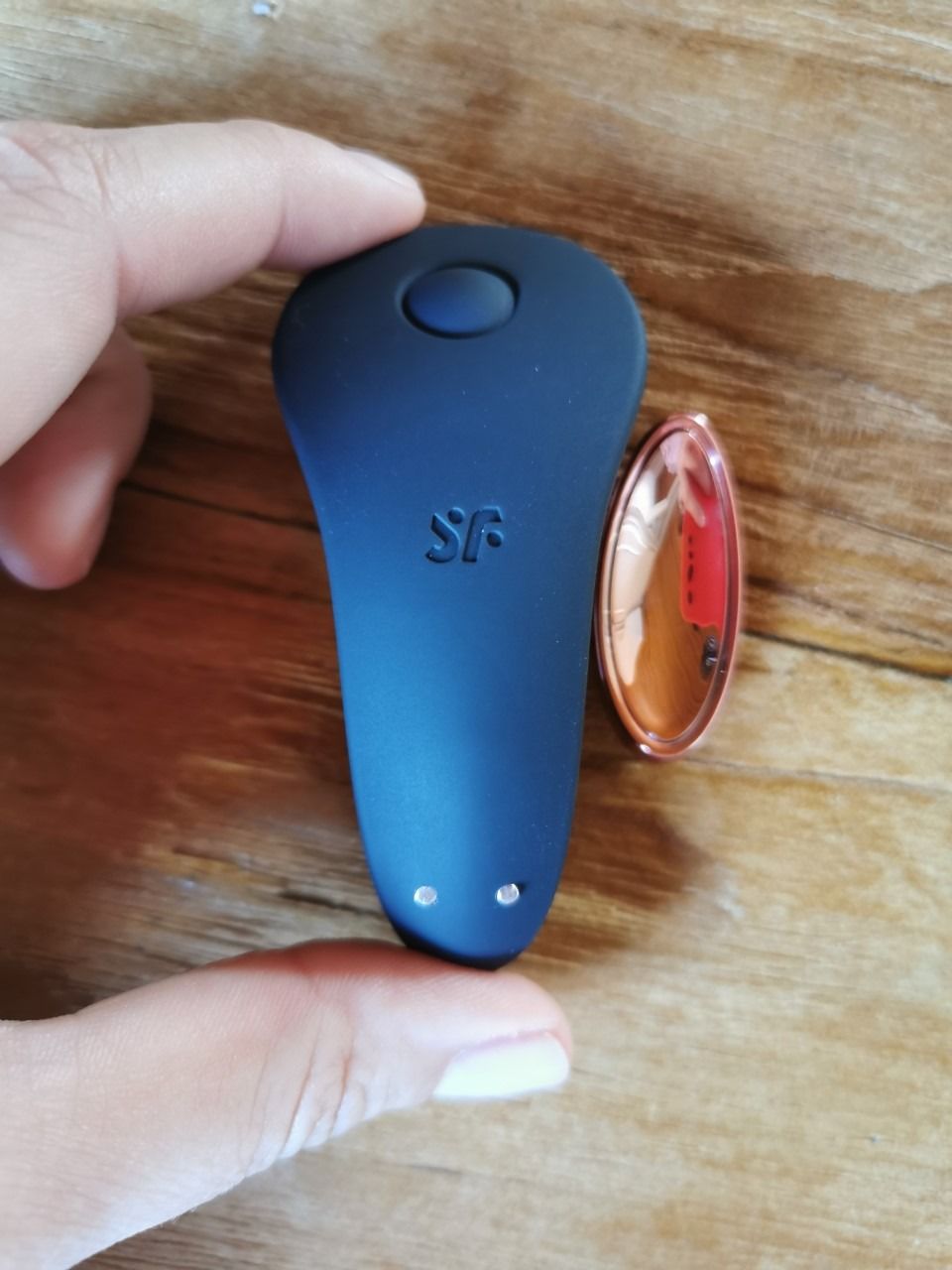 Satisfyer Little Secret Panty Vibrator APP - EasyToys